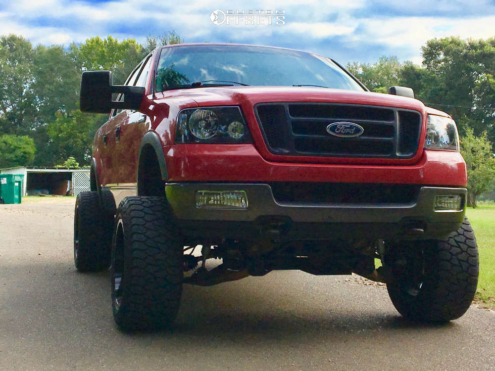 2005 Ford F-150 with 20x12 -44 Moto Metal Mo962 and 305/55R20 AMP ...