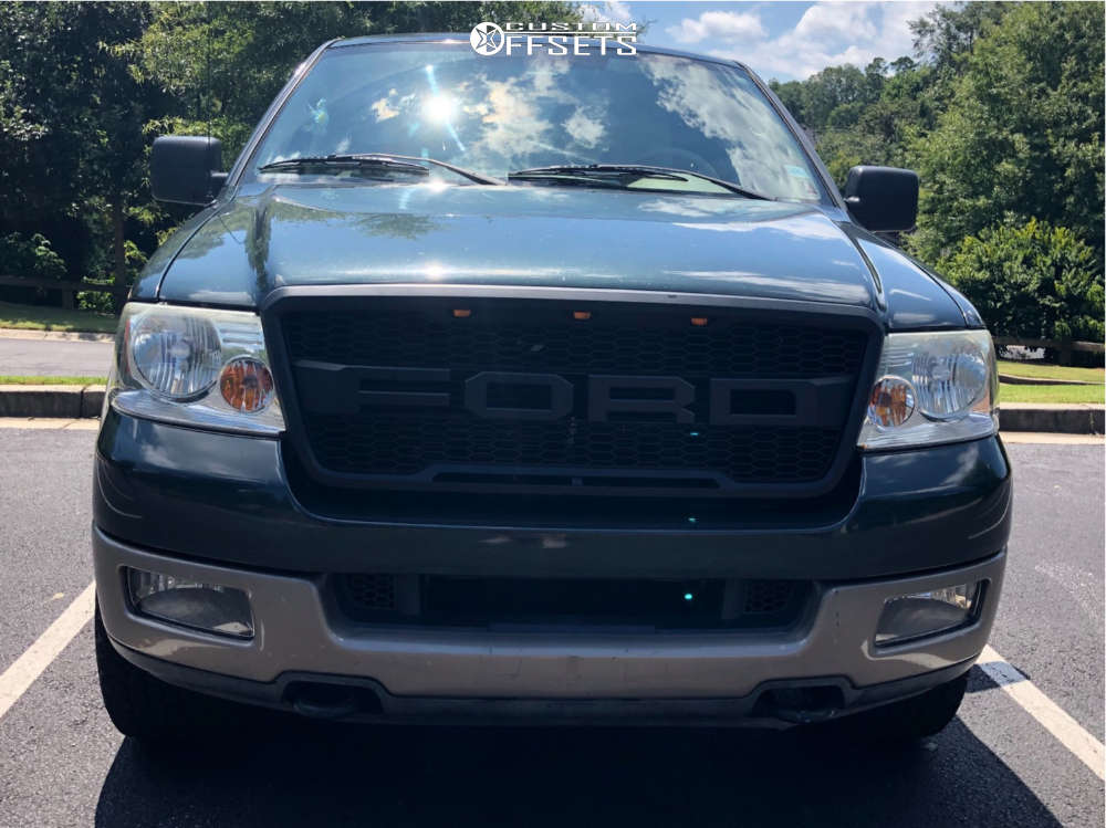 2004 Ford F-150 with 20x9 18 Ultra Hunter and 35/12.5R20 Nitto Ridge ...