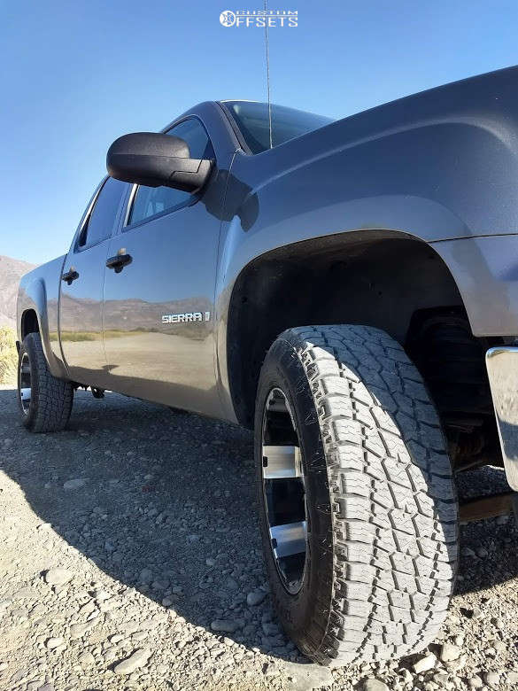 2007 GMC Sierra 1500 with 18x10 -24 Diamo 17 Karat and 275/65R18 Nitto ...