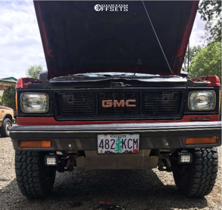 1989 GMC S15 Jimmy with 15x7 6 Black Rock 942b and 30/9.5R15 Mud Claw ...