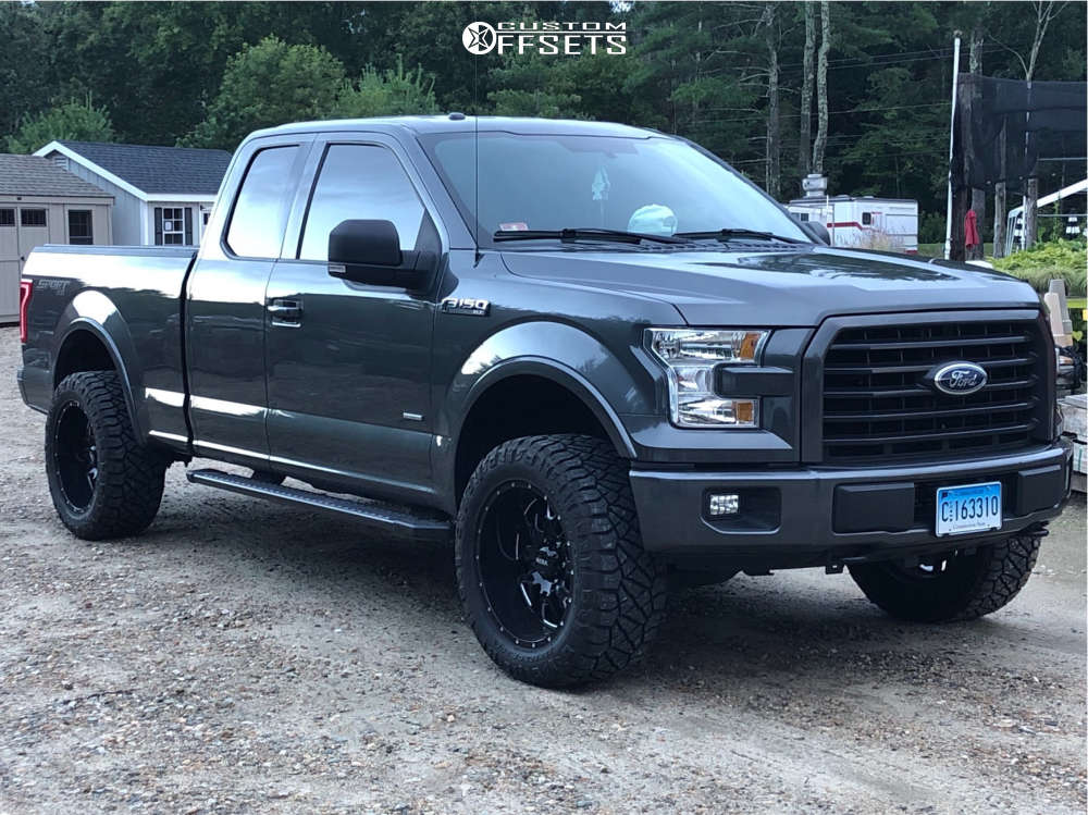 2015 Ford F-150 with 20x10 -25 Ultra Hunter and 33/12.5R20 Nitto Ridge ...