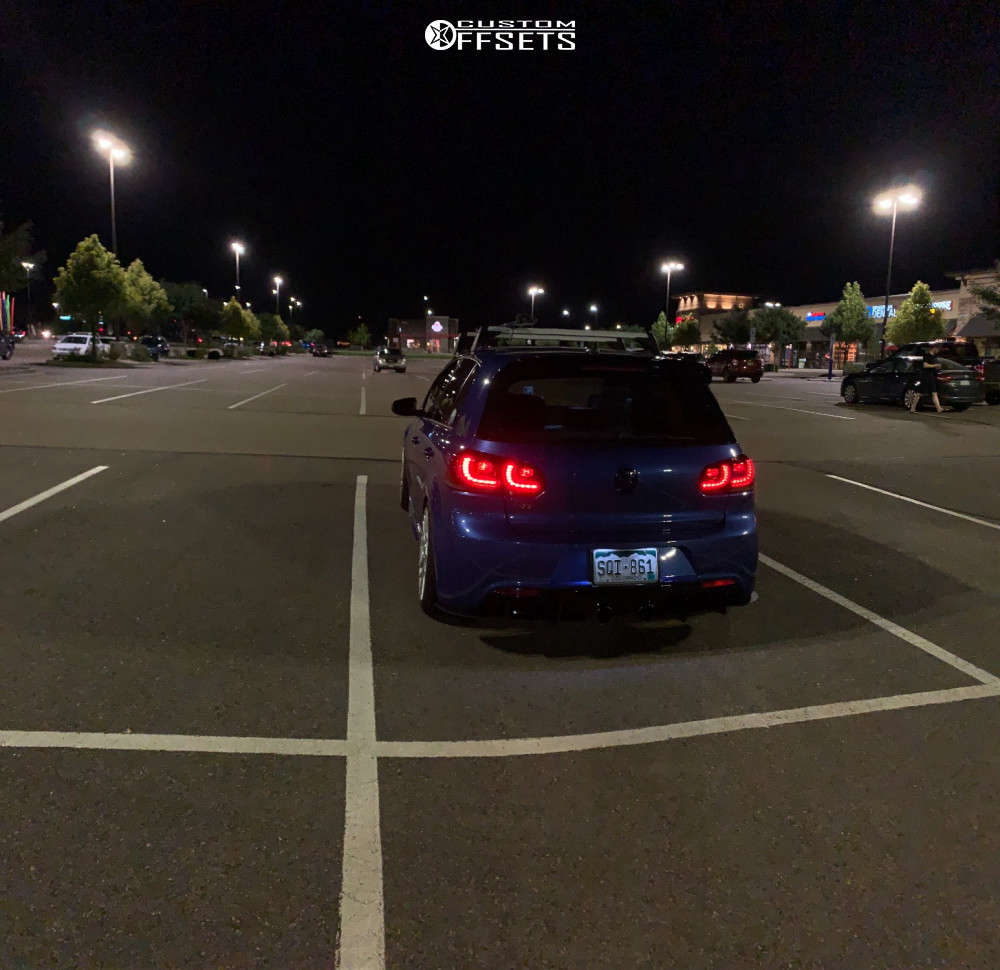 2013 Volkswagen Golf R with 18x8.5 45 Rotiform Rse and 225/40R18 ...