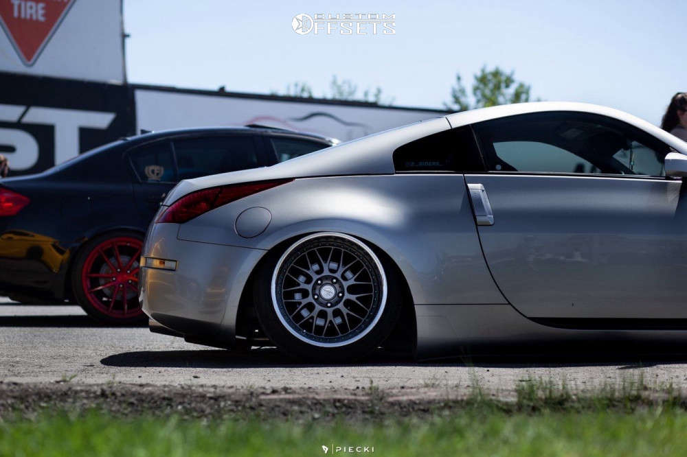 2005 Nissan 350Z with 18x10 -8 Work Vs Xx and 255/35R18 Firestone ...