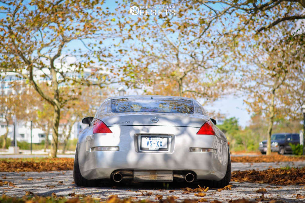 2005 Nissan 350Z with 18x10 -8 Work Vs Xx and 255/35R18 Firestone ...