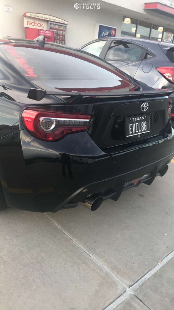 2019 Toyota 86 with 17x7.5 40 Liquid Metal Shift and 215/45R17 Michelin ...