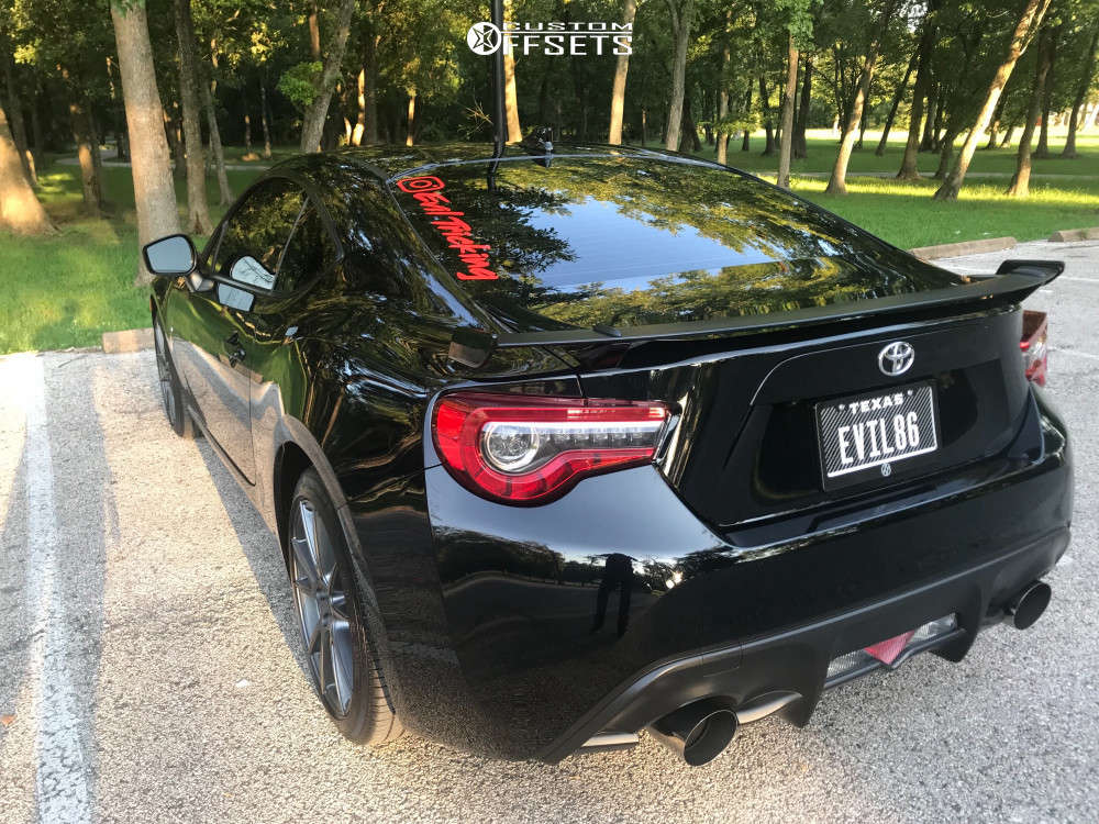 2019 Toyota 86 with 17x7.5 40 Liquid Metal Shift and 215/45R17 Michelin ...