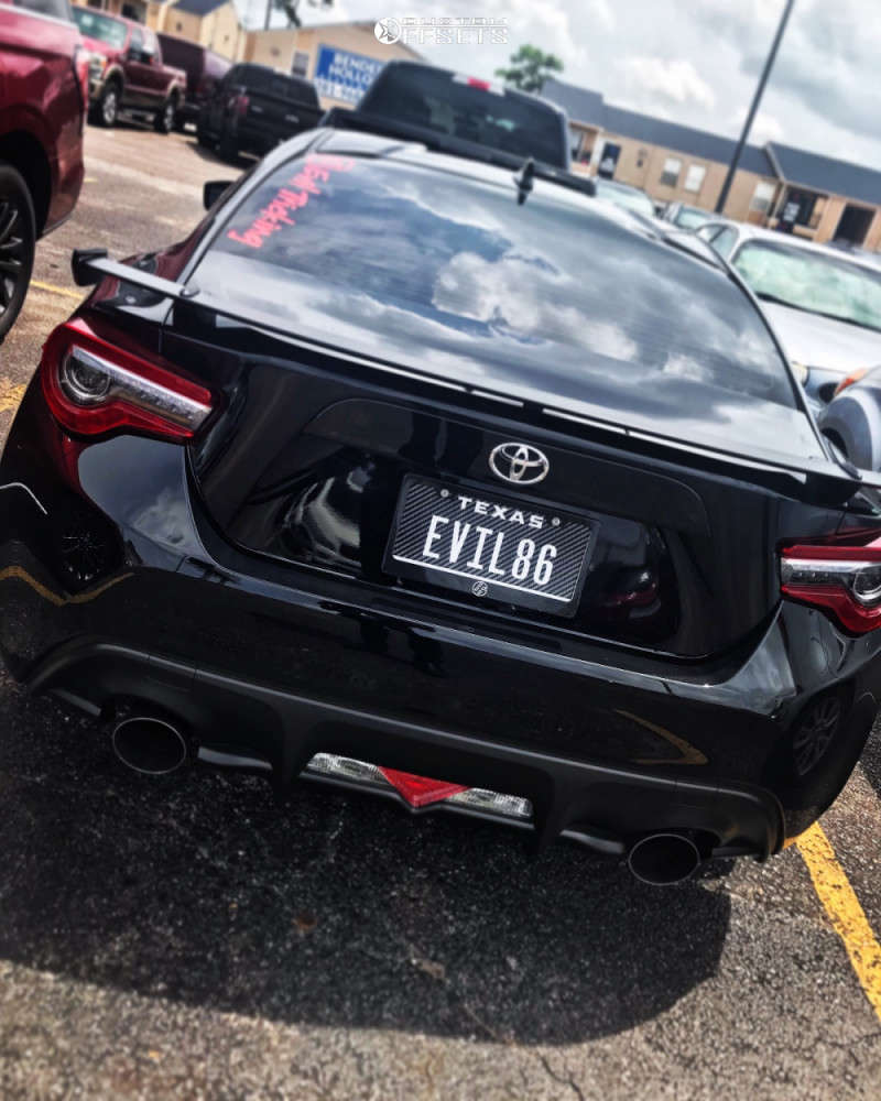 2019 Toyota 86 with 17x7.5 40 Liquid Metal Shift and 215/45R17 Michelin ...