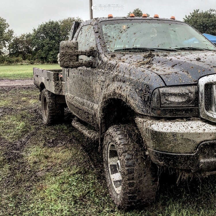 2001 Ford F-250 Super Duty with 18x10 -24 Mazzi Hulk and 33/12.5R18 ...