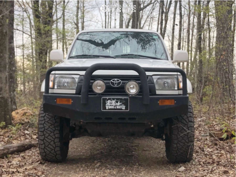 2002 Toyota 4Runner with 18x9 -12 Dropstars 645b and 285/65R18 Nitto ...