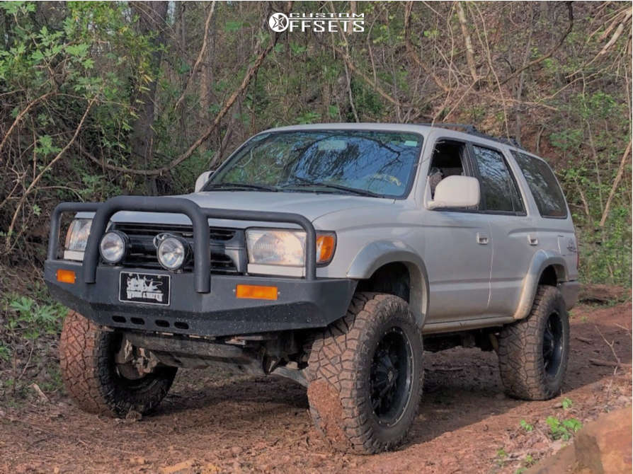 2002 Toyota 4Runner with 18x9 -12 Dropstars 645b and 285/65R18 Nitto ...