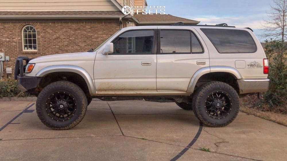 2002 Toyota 4Runner with 18x9 -12 Dropstars 645b and 285/65R18 Nitto ...