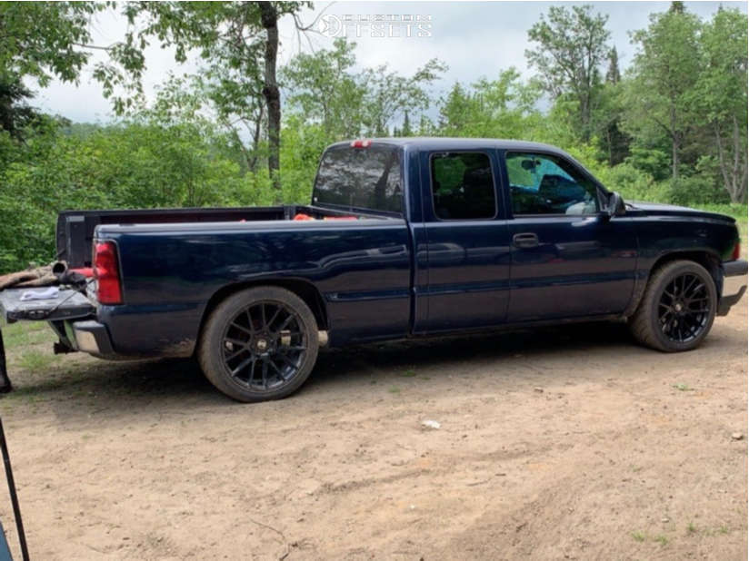2005 Chevrolet Silverado 1500 with 22x9.5 20 DUB Luxe and 285/40R22 ...