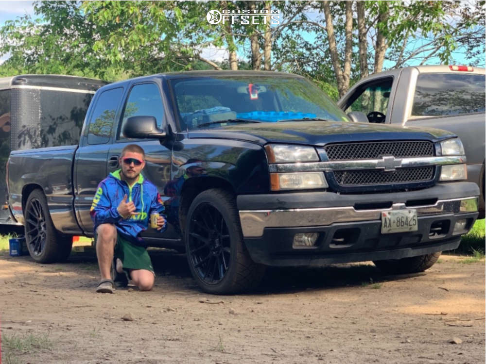 2005 Chevrolet Silverado 1500 with 22x9.5 20 DUB Luxe and 285/40R22 ...