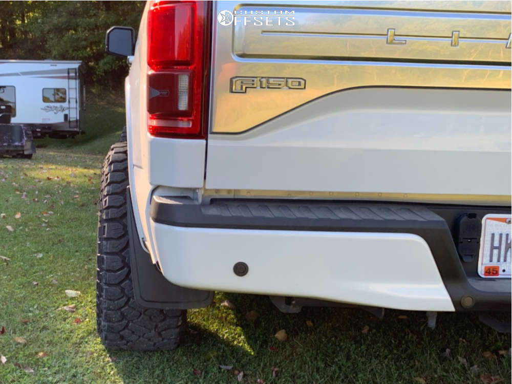 2017 Ford F-150 with 20x12 -44 XF Forged Xfx-304 and 33/12.5R20 Kenda ...