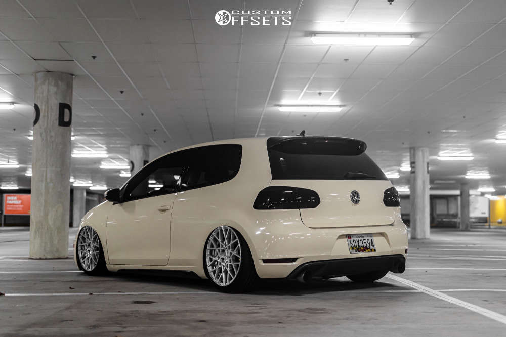 2011 Volkswagen GTI with 18x9.5 35 Rotiform Blq and 225/45R18 Toyo ...