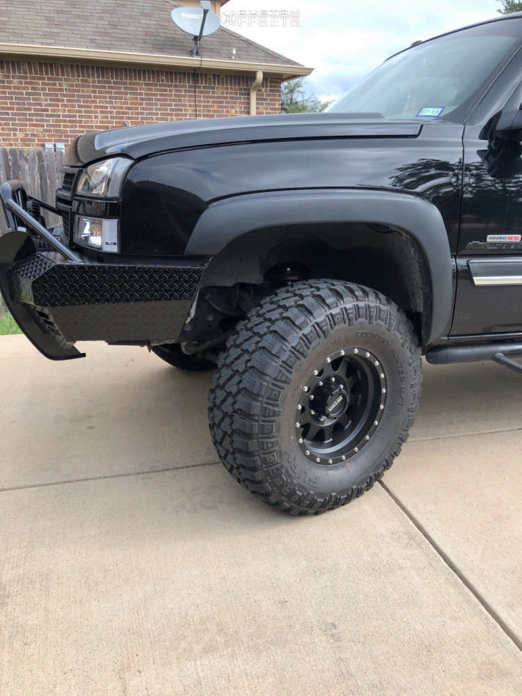 2005 Chevrolet Silverado 2500 HD with 17x9 -12 Method The Standard and ...