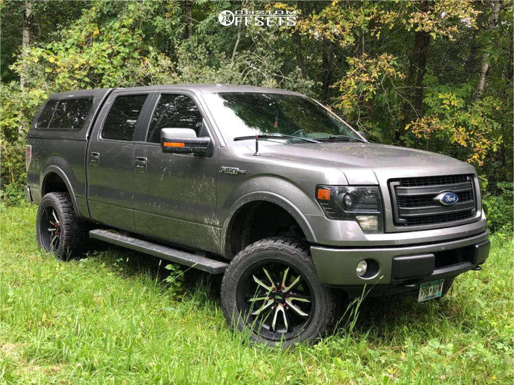 2013 Ford F-150 with 22x10 -18 Moto Metal Mo983 and 35/12.5R22 Toyo ...