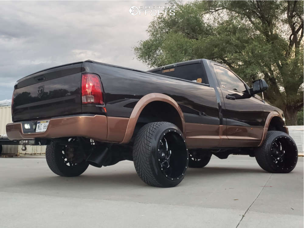 2011 Ram 2500 with 22x14 -76 Dropstars 652bm and 305/40R22 Toyo Tires ...