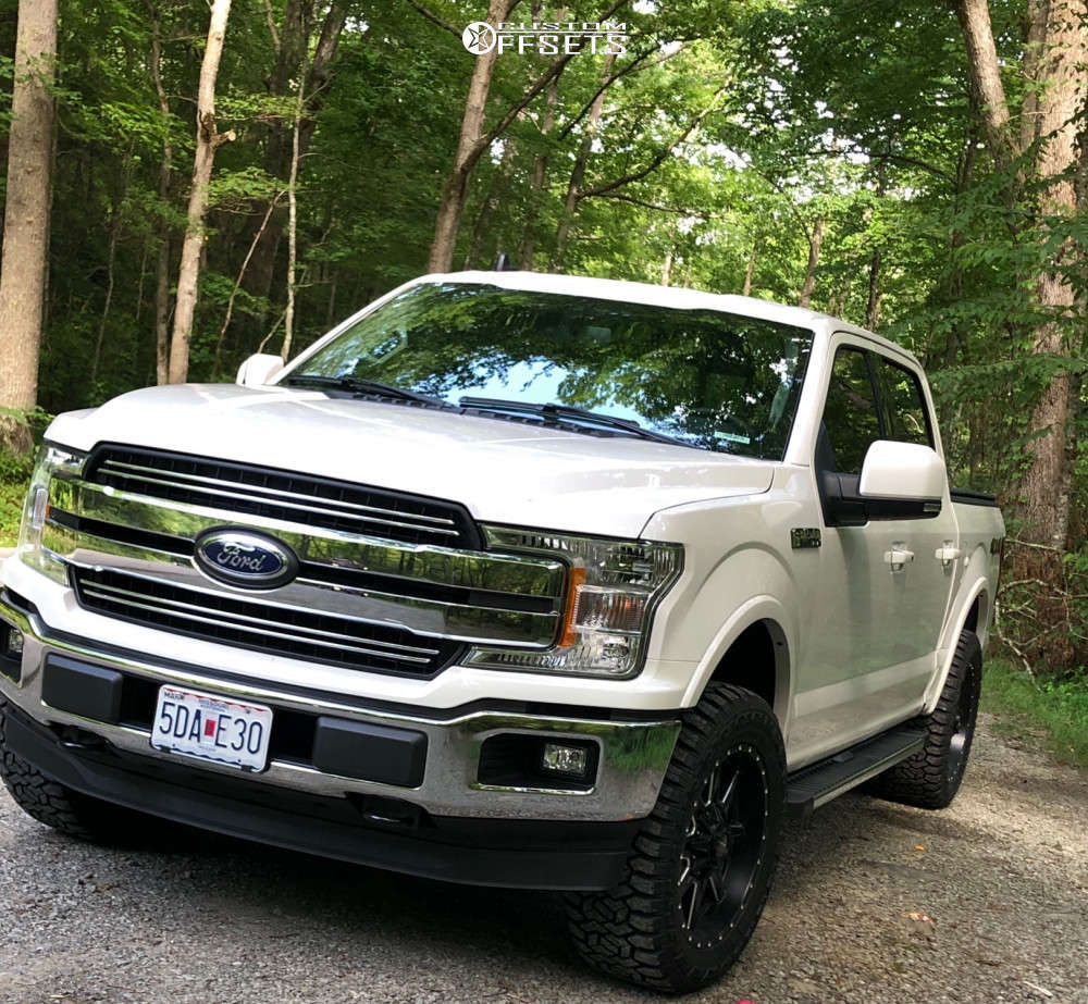 2019 Ford F-150 with 20x9 Pro Comp Series 48 and 33/12.5R20 Fury ...