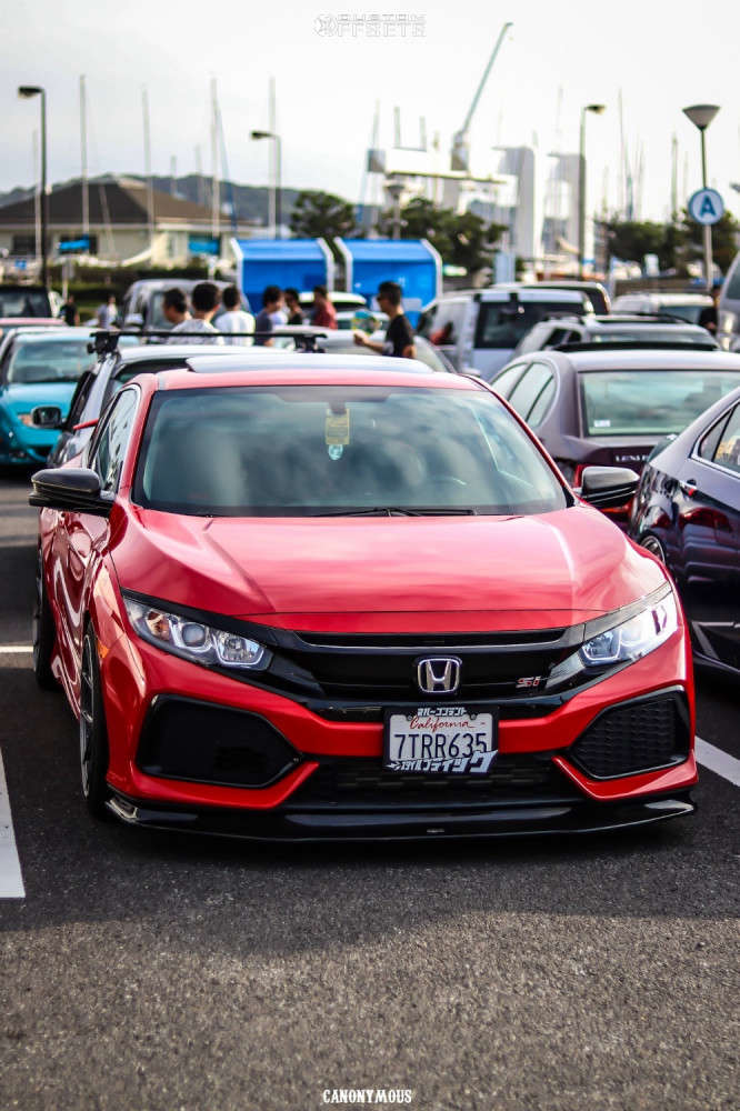 2017 Honda Civic with 18x9.5 40 Titan7 Ts-5 and 255/35R18 Hankook ...