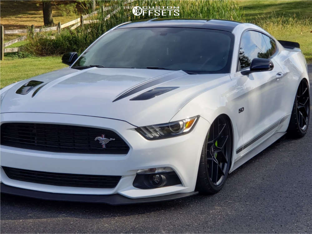 2016 Ford Mustang with 20x9 35 American Racing Crossfire and 255/35R20 ...