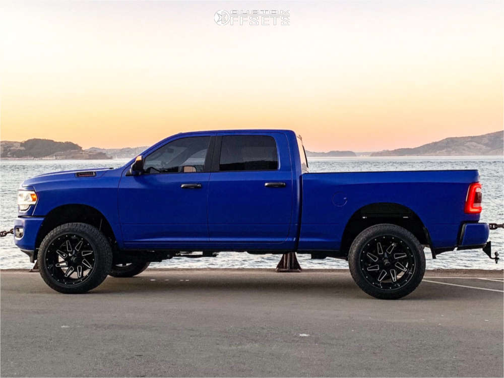 2019 Ram 2500 with 22x12 -44 Force Off-Road F02 and 35/12.5R22 Radar ...