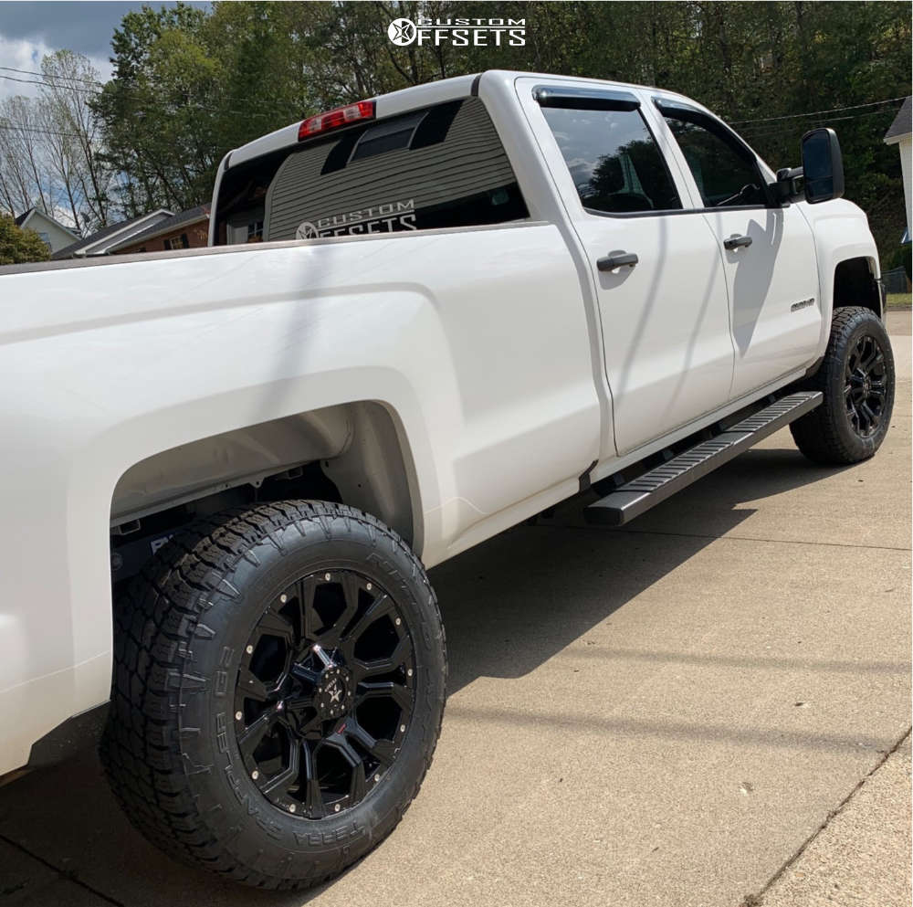 2016 Chevrolet Silverado 2500 HD with 20x10 RBP 64R and 285/55R20 Nitto ...