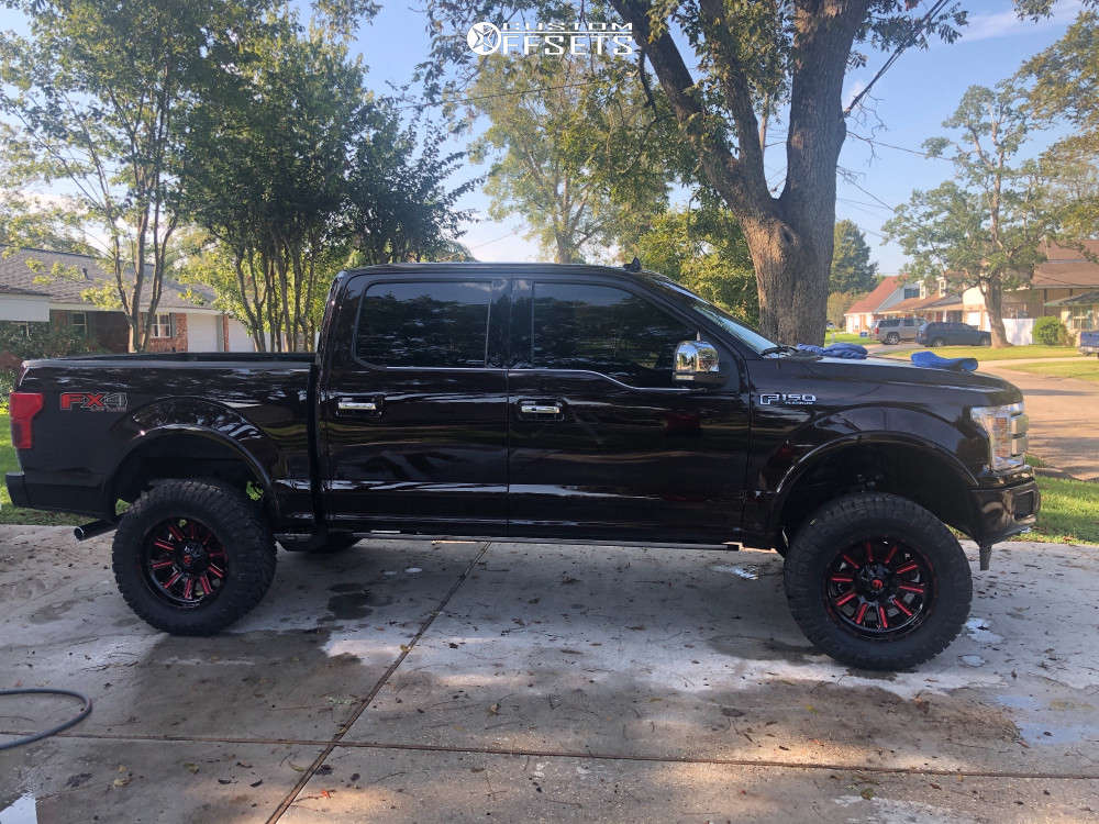 2019 Ford F-150 with 20x10 -18 Fuel Hardline and 35/12.5R20 Nitto Ridge ...