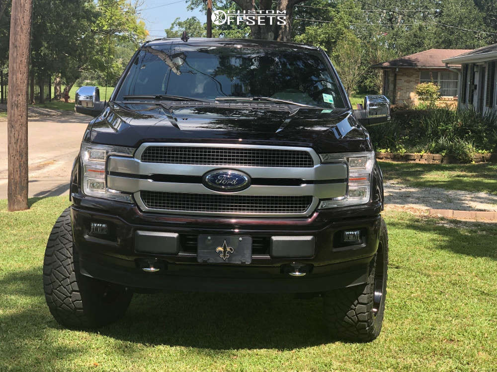 2019 Ford F-150 with 20x10 -18 Fuel Hardline and 35/12.5R20 Nitto Ridge ...