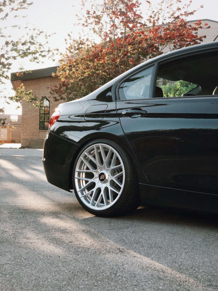 2013 BMW 328i XDrive with 19x8.5 35 Rotiform Rse and 235/35R19 ...