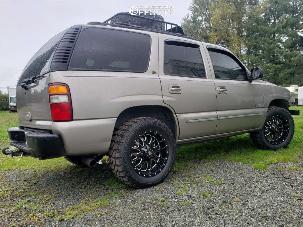 2001 Chevrolet Tahoe with 20x10 -25 RBP 89r and 33/12.5R20 Lakesea ...