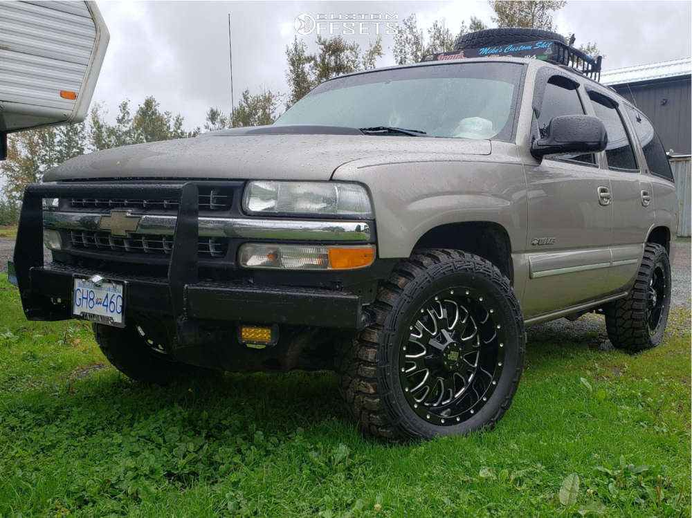 2001 Chevrolet Tahoe with 20x10 -25 RBP 89r and 33/12.5R20 Lakesea ...