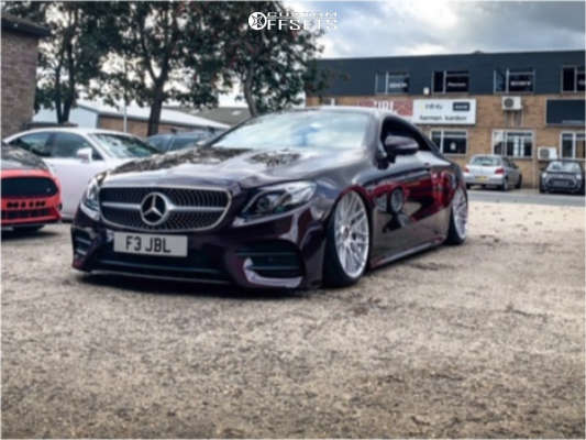 2019 Mercedes-Benz E300 with 20x10 35 Rotiform Rse and 245/35R20 ...