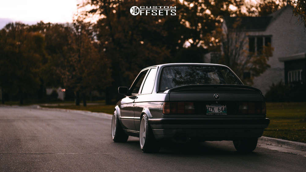 1989 BMW 325i with 16x9 15 Azev Type A and 215/45R16 Falken Azenis Rt ...