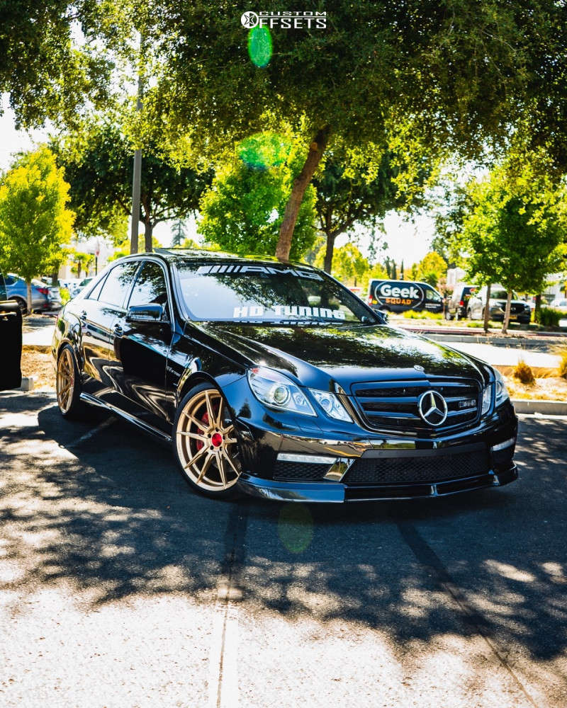 2012 Mercedes-Benz E63 AMG with 20x9 35 Rohana Rf2 and 265/35R20 ...