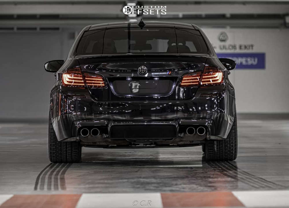 2013 BMW M5 with 20x9 20 Rohana Rfx5 and 265/35R20 Dunlop Sp Sport Maxx ...