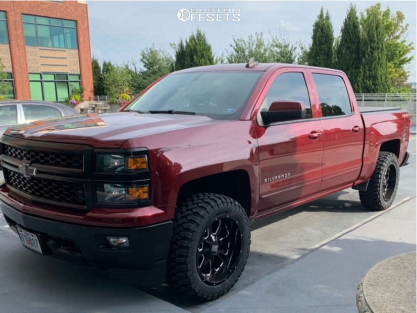 2015 Chevrolet Silverado 1500 with 20x10 -24 XD Xd825 and 33/12.5R20 ...