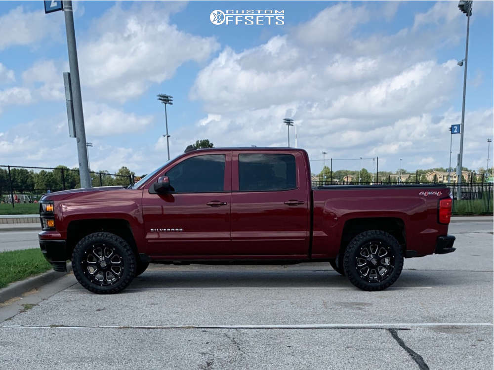 2015 Chevrolet Silverado 1500 with 20x10 -24 XD Xd825 and 33/12.5R20 ...