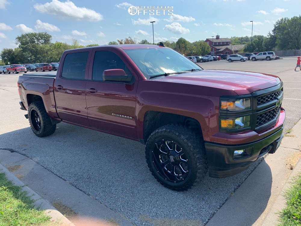 2015 Chevrolet Silverado 1500 with 20x10 -24 XD Xd825 and 33/12.5R20 ...