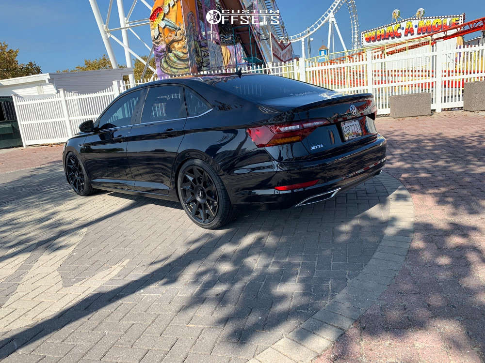 2019 Volkswagen Jetta with 19x8.5 45 Rotiform Cvt and 235/40R19 ...