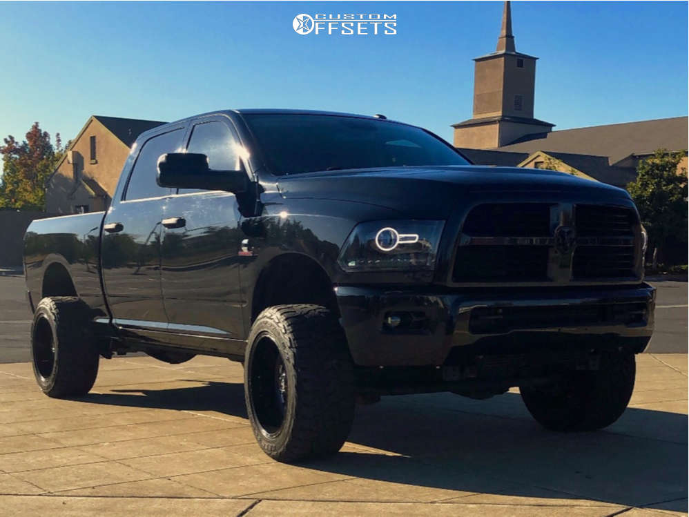 2016 Ram 2500 with 20x12 -43 Fuel D588 and 33/12.5R20 Toyo Tires Open ...