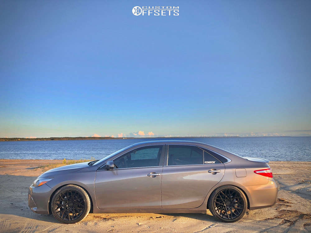 2017 Toyota Camry with 19x8.5 38 Rotiform Blq and 245/40R19 Toyo Tires ...