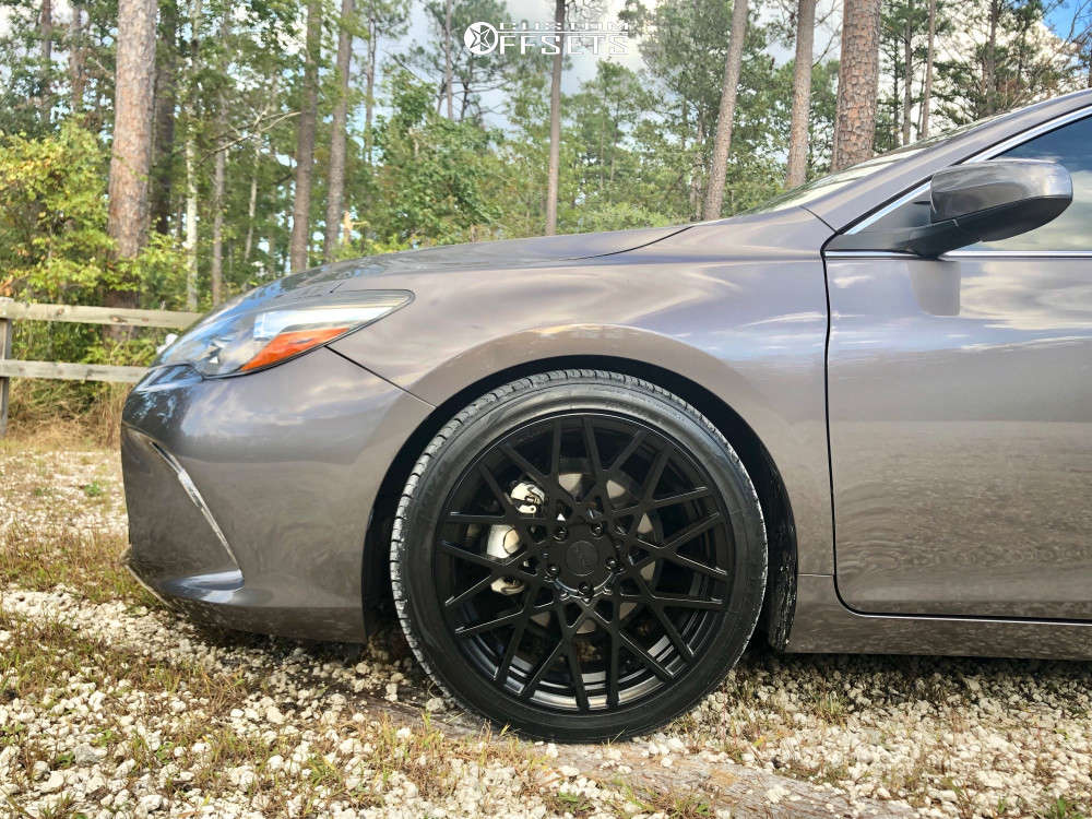 2017 Toyota Camry with 19x8.5 38 Rotiform Blq and 245/40R19 Toyo Tires ...
