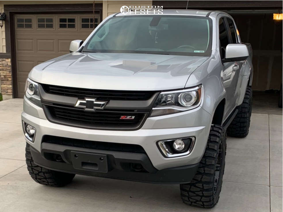2017 Chevrolet Colorado with 20x9 0 Helo He900 and 33/12.5R20 Nitto Mud ...
