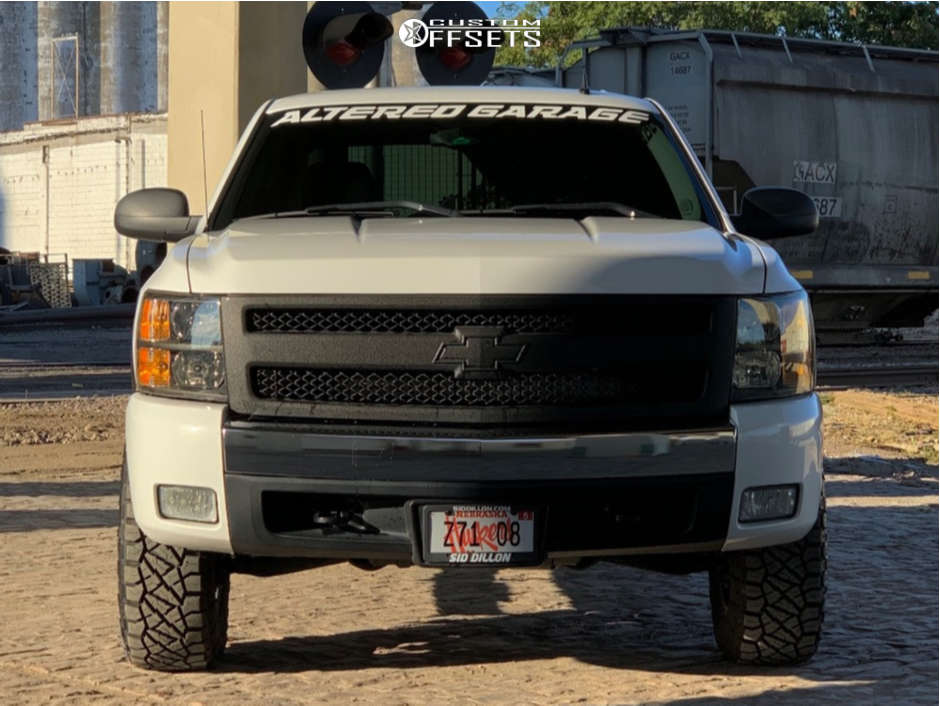 2008 Chevrolet Silverado 1500 with 18x9 -12 Dropstars 645b and 275 ...