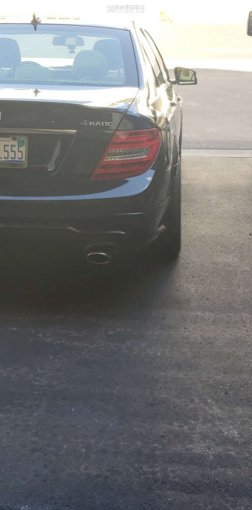 2013 Mercedes-Benz C300 with 18x8.5 35 Rotiform Rse and 225/40R18 ...