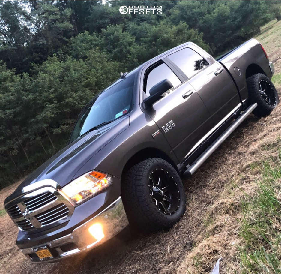 2017 Ram 1500 with 20x10 -18 Fuel Maverick D610 and 33/12.5R20 Toyo ...