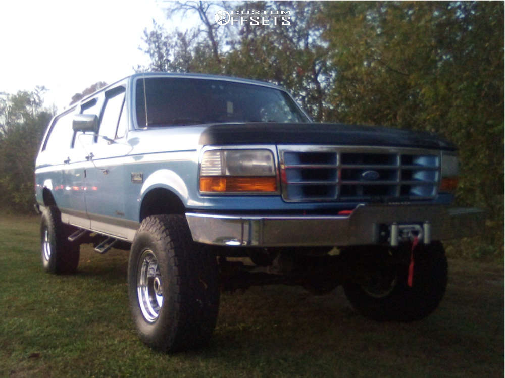 1996 Ford Bronco with 16x10 -38 Alloy Ion Style 171 and 315/75R16 Nitto ...
