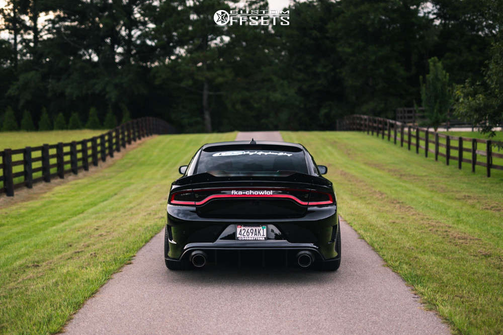 2017 Dodge Charger with 20x9 22 Mickey Thompson Sc-5 and 275/40R20 ...