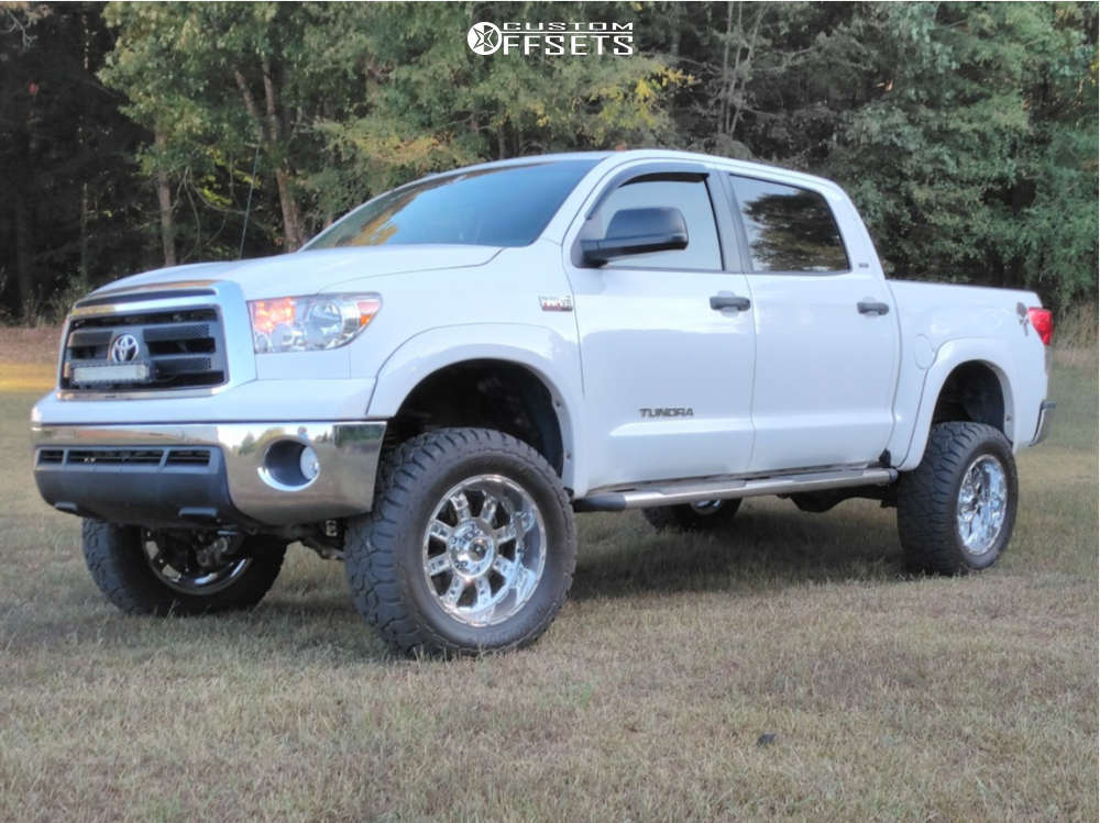 2012 Toyota Tundra with 20x10 -24 XD Riot and 35/12.5R20 Delinte Dx-12 ...